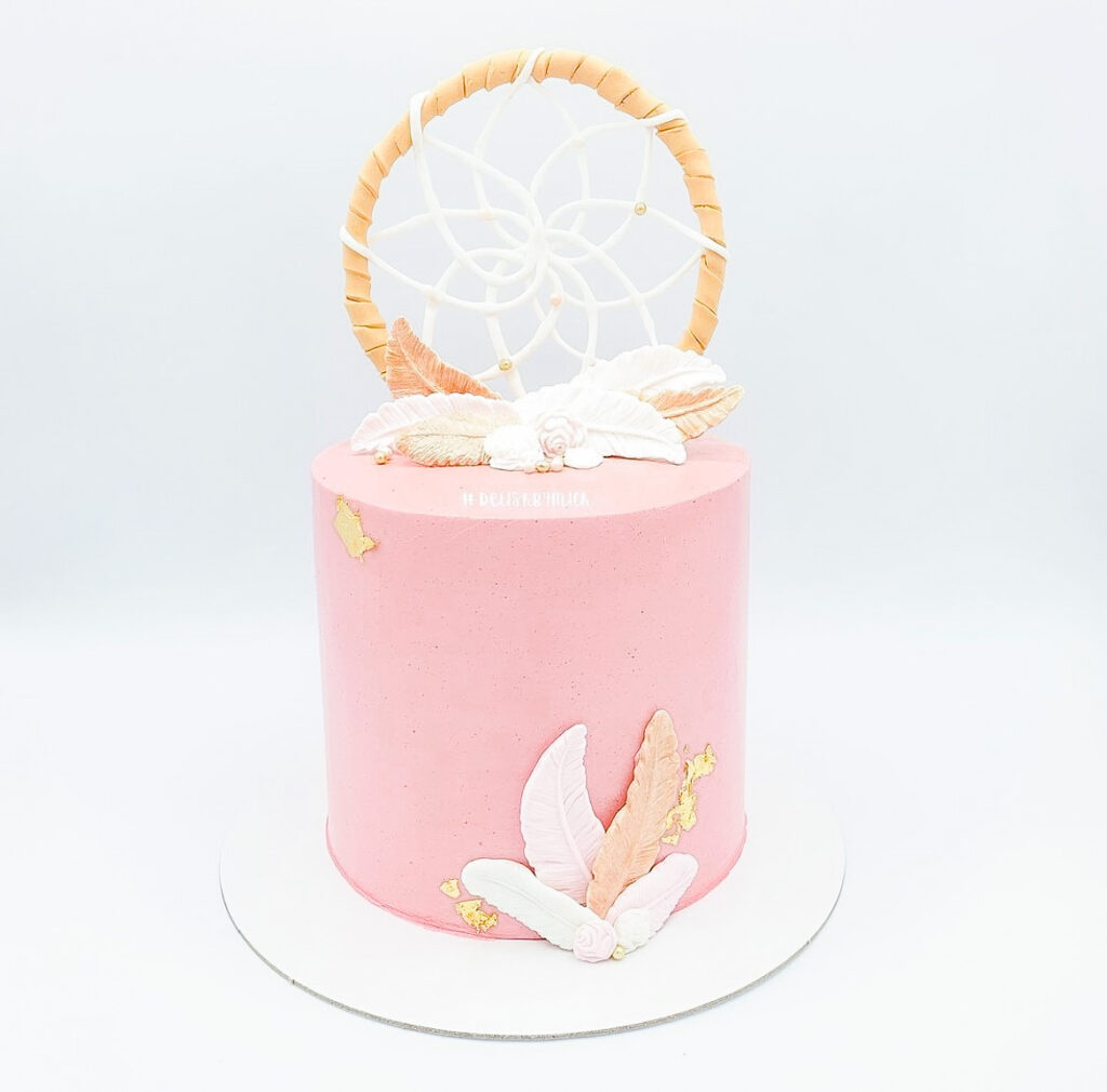 How To Assemble a Layer Cake - delishbymich